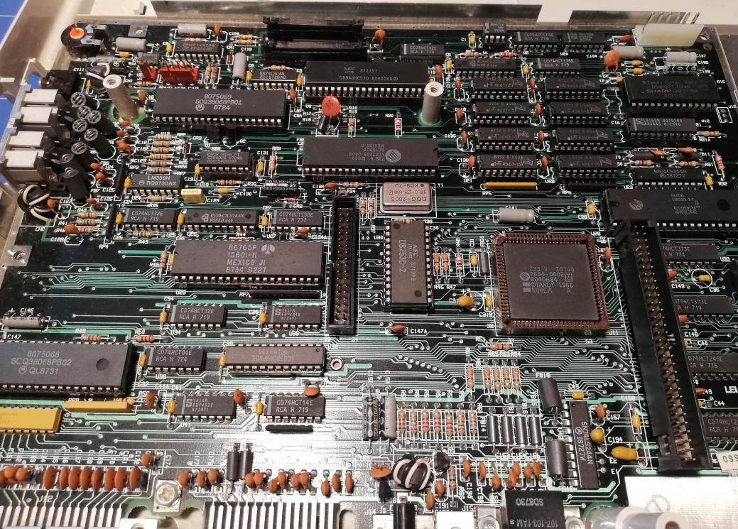 Tandy 1000 HX