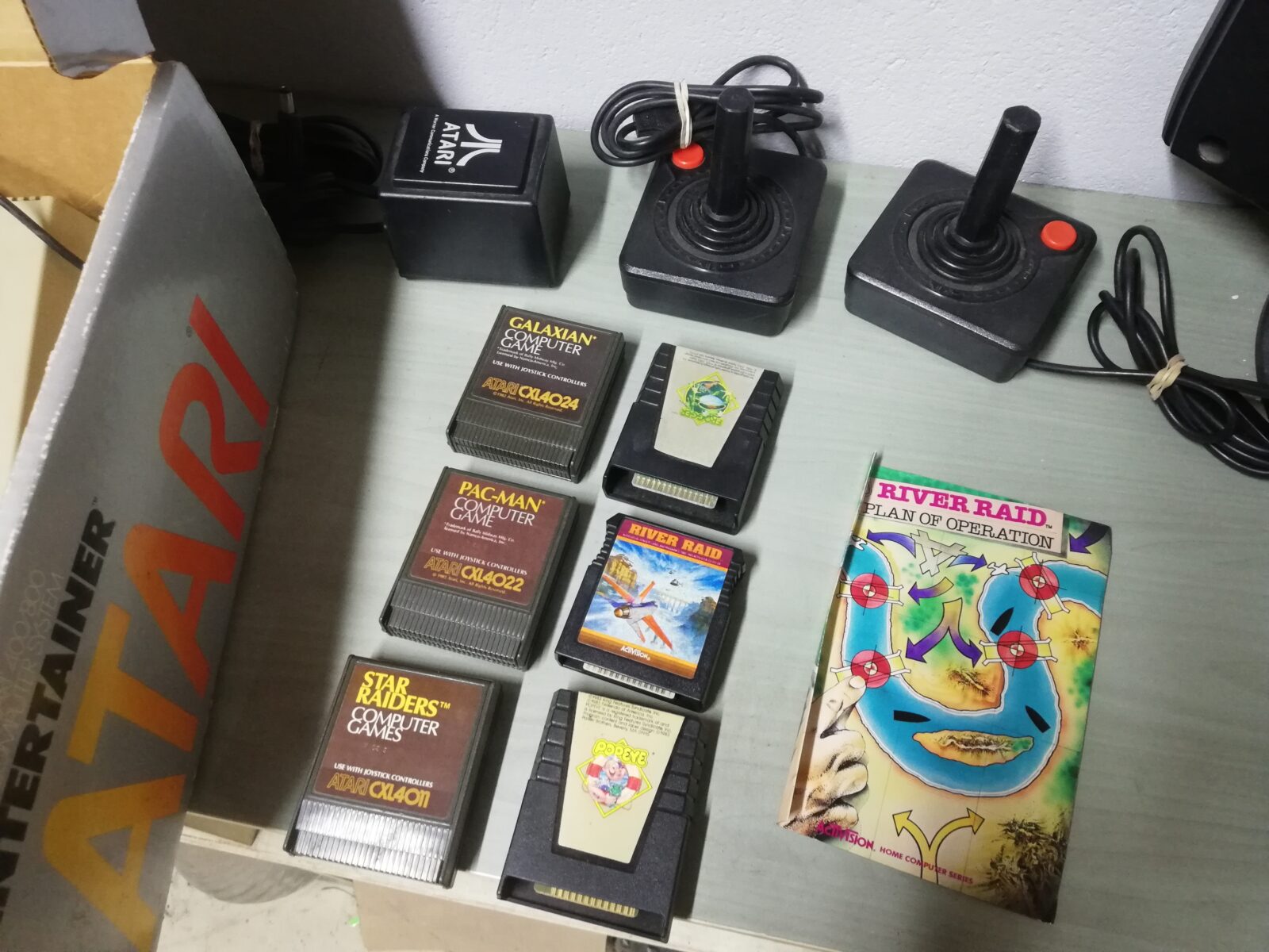 Atari 400 mods - retrohax.net