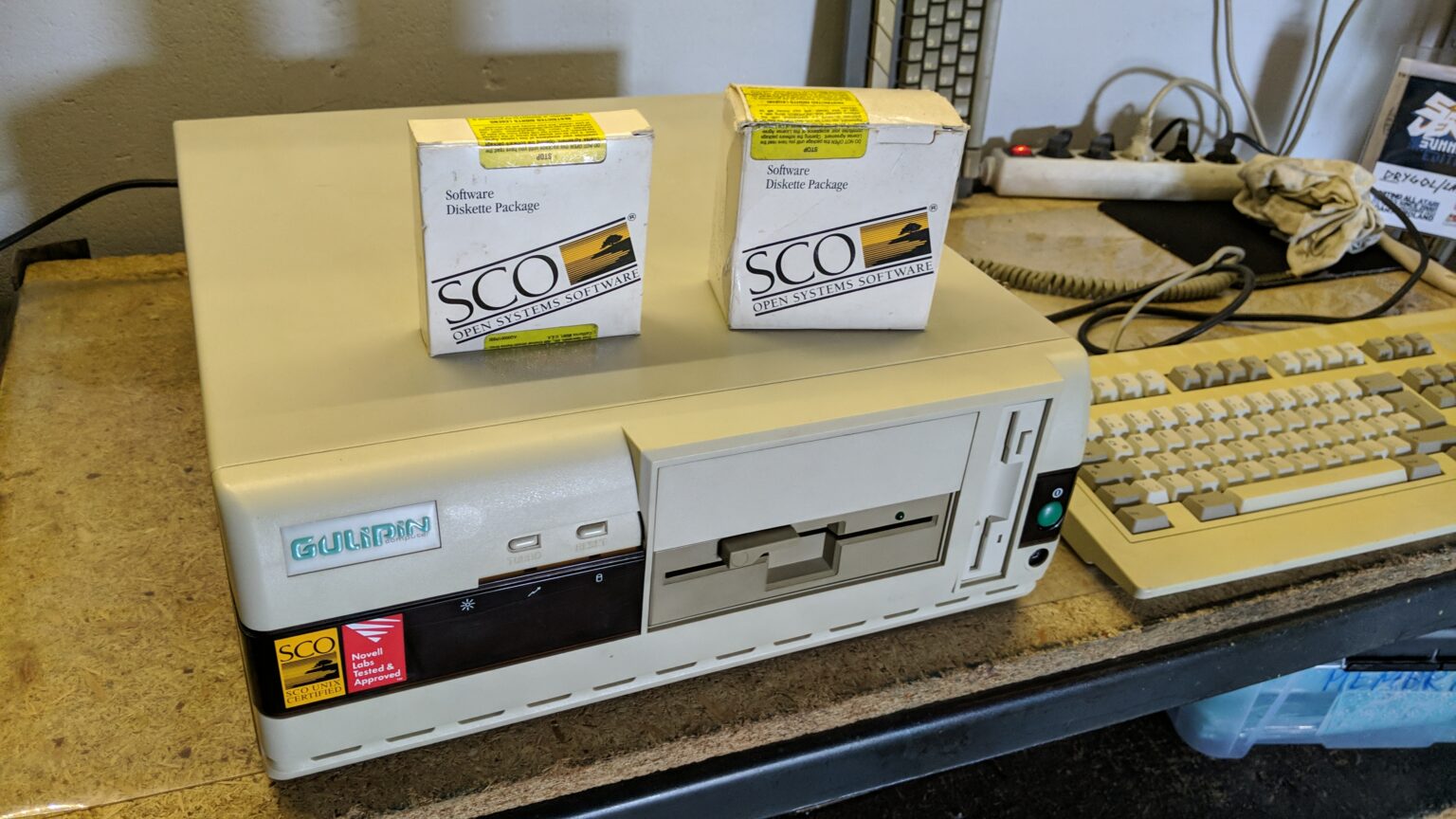 #DOScember - Gulipin PC 386DX - retrohax.net